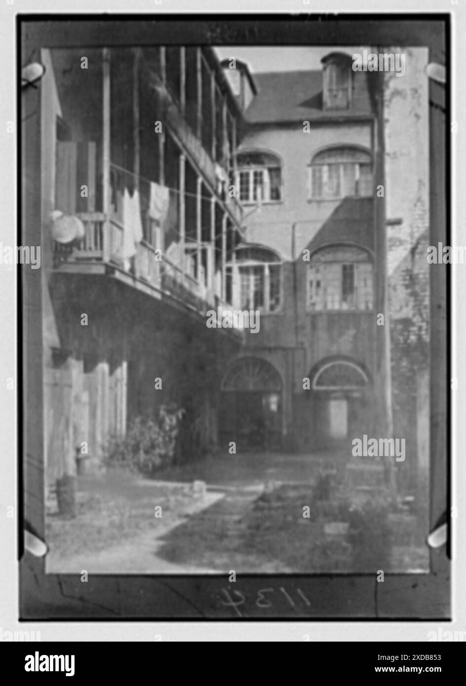 Galleries and fan windows, New Orleans. Genthe photograph collection ...