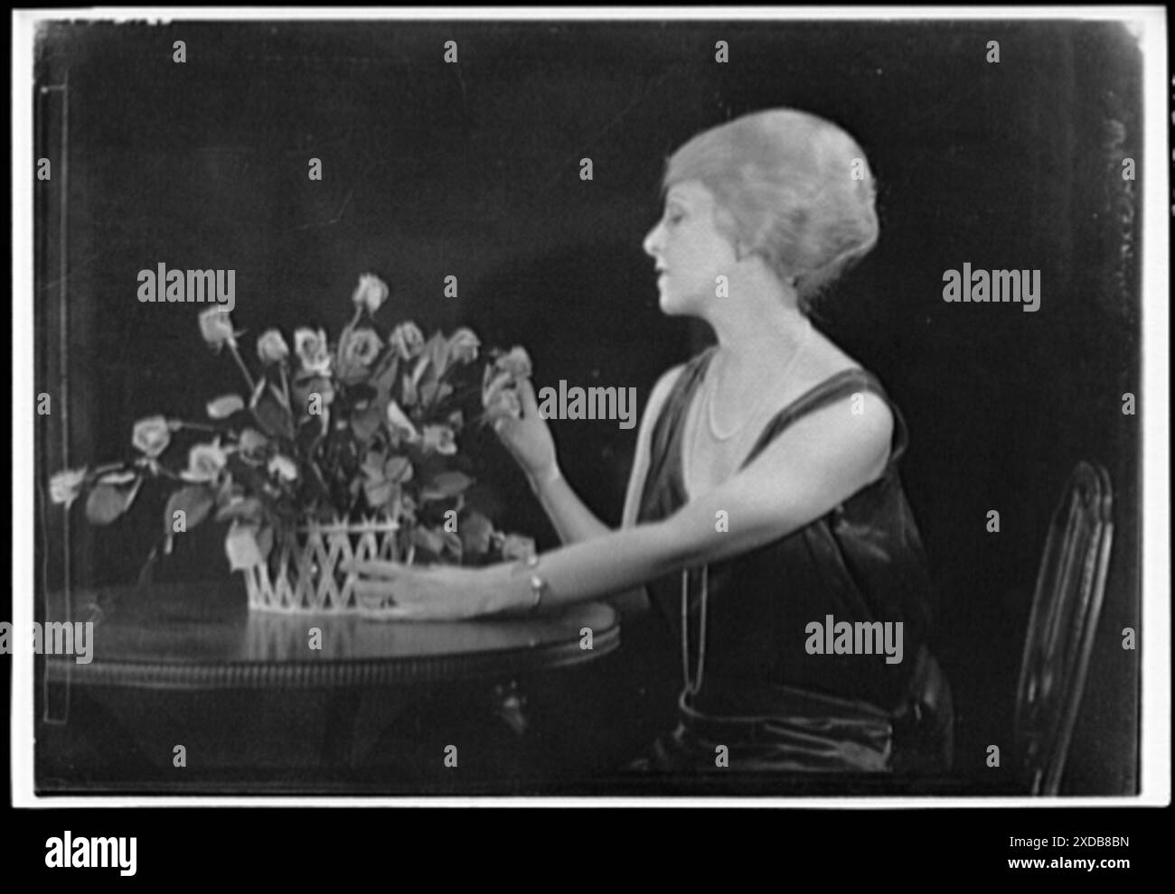 Fashion photographs for Vogue magazine. Genthe photograph collection ...