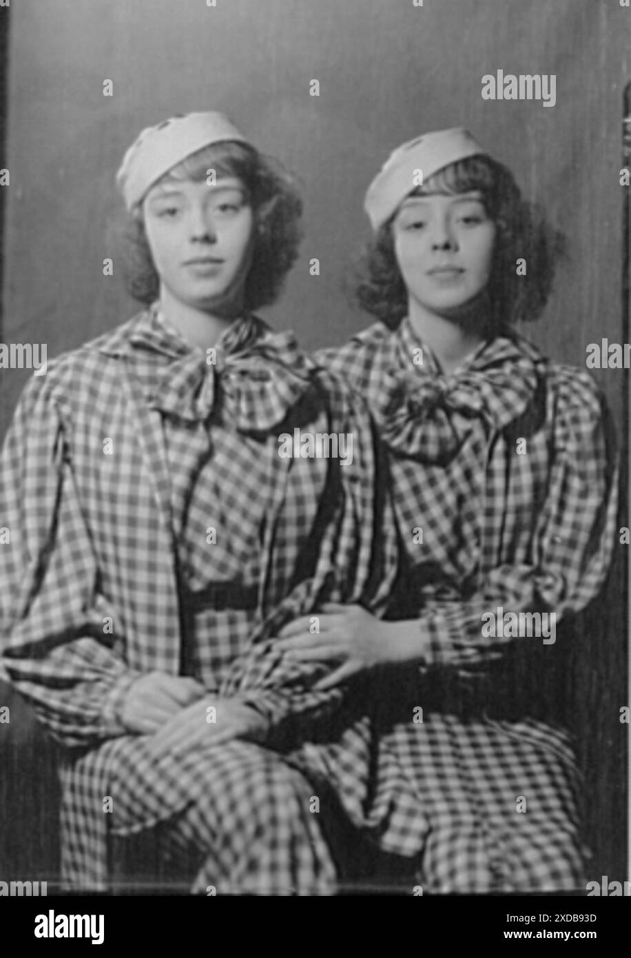 Diebold twins, portrait photograph. Genthe photograph collection Stock ...