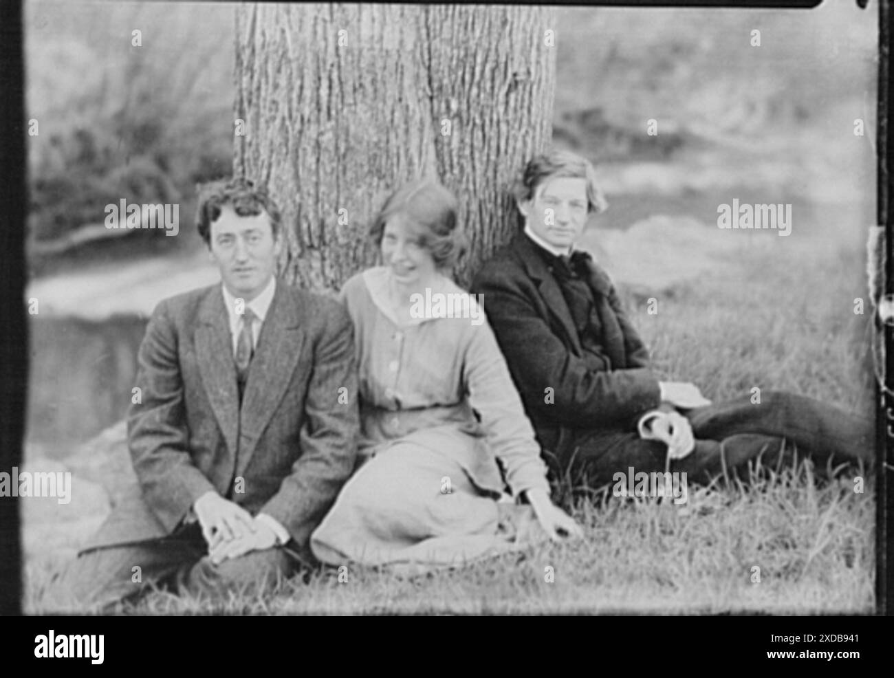 Millay, Edna St. Vincent, Miss, with Bliss Carman and George Sterling ...