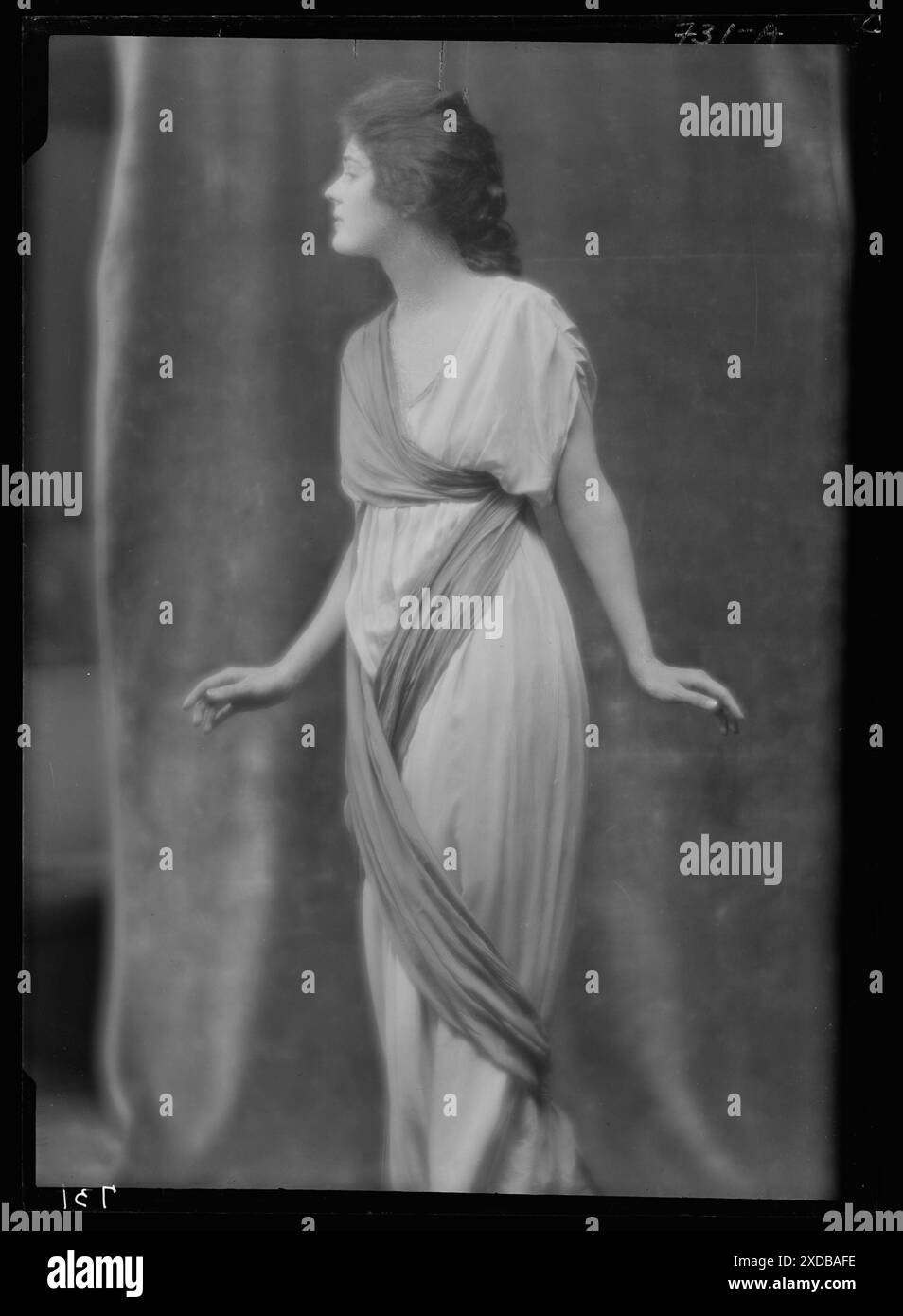 Ray, Adele, Miss, portrait photograph. Genthe photograph collection ...