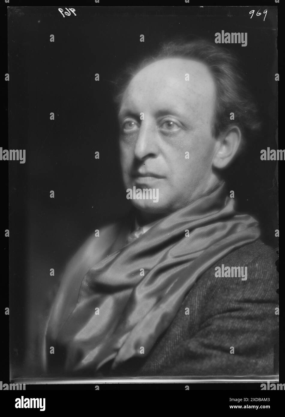 Falck, Mr. Edward, portrait photograph. Genthe photograph collection ...