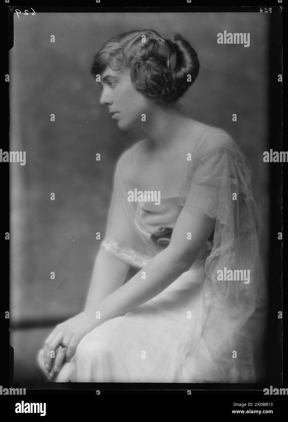 Blair, Lucy, Miss, portrait photograph. Genthe photograph collection ...