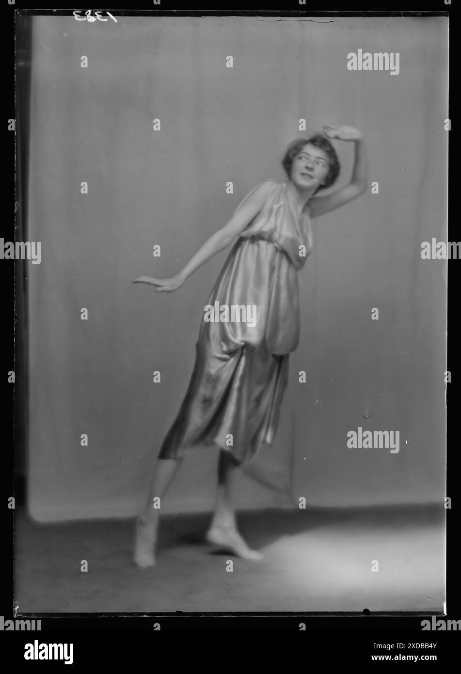 Cushing, Jessie H., Miss. Genthe photograph collection Stock Photo - Alamy