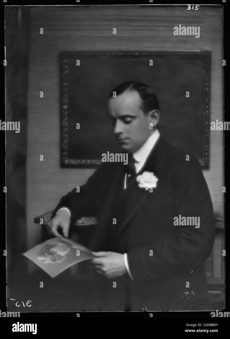 Hecht, Rudolph, Mr., portrait photograph. Genthe photograph collection ...