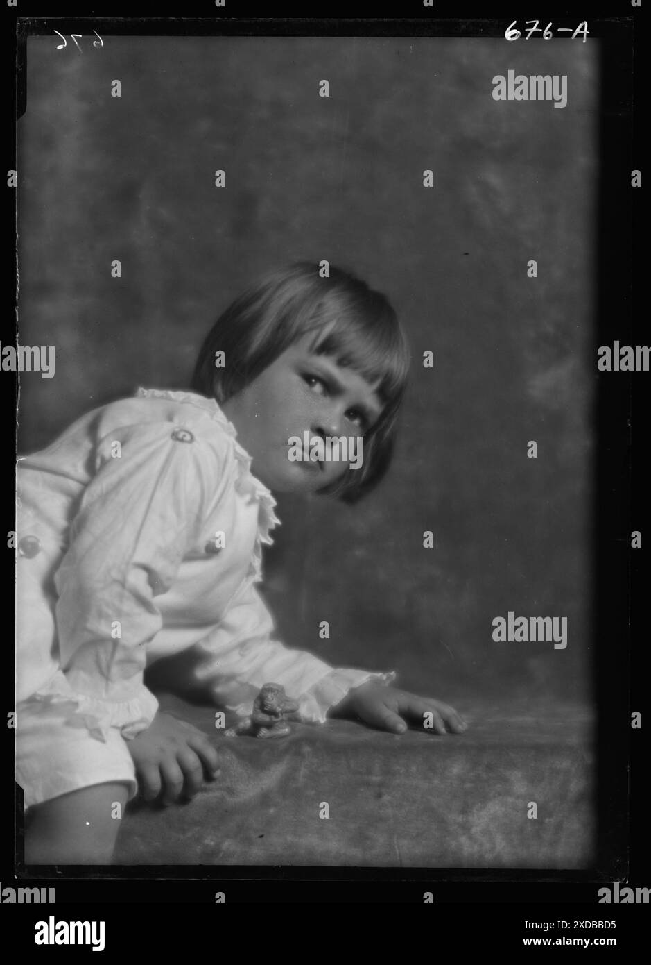 Rumsey, Charles Cary, Mrs., child of, portrait photograph. Genthe ...