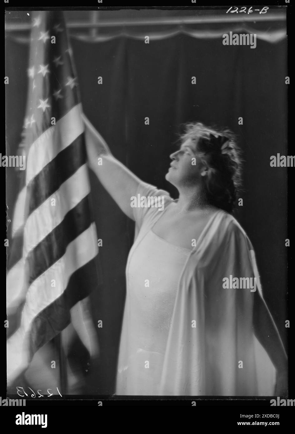 Lawton, Mary, Miss, portrait photograph. Genthe photograph collection ...