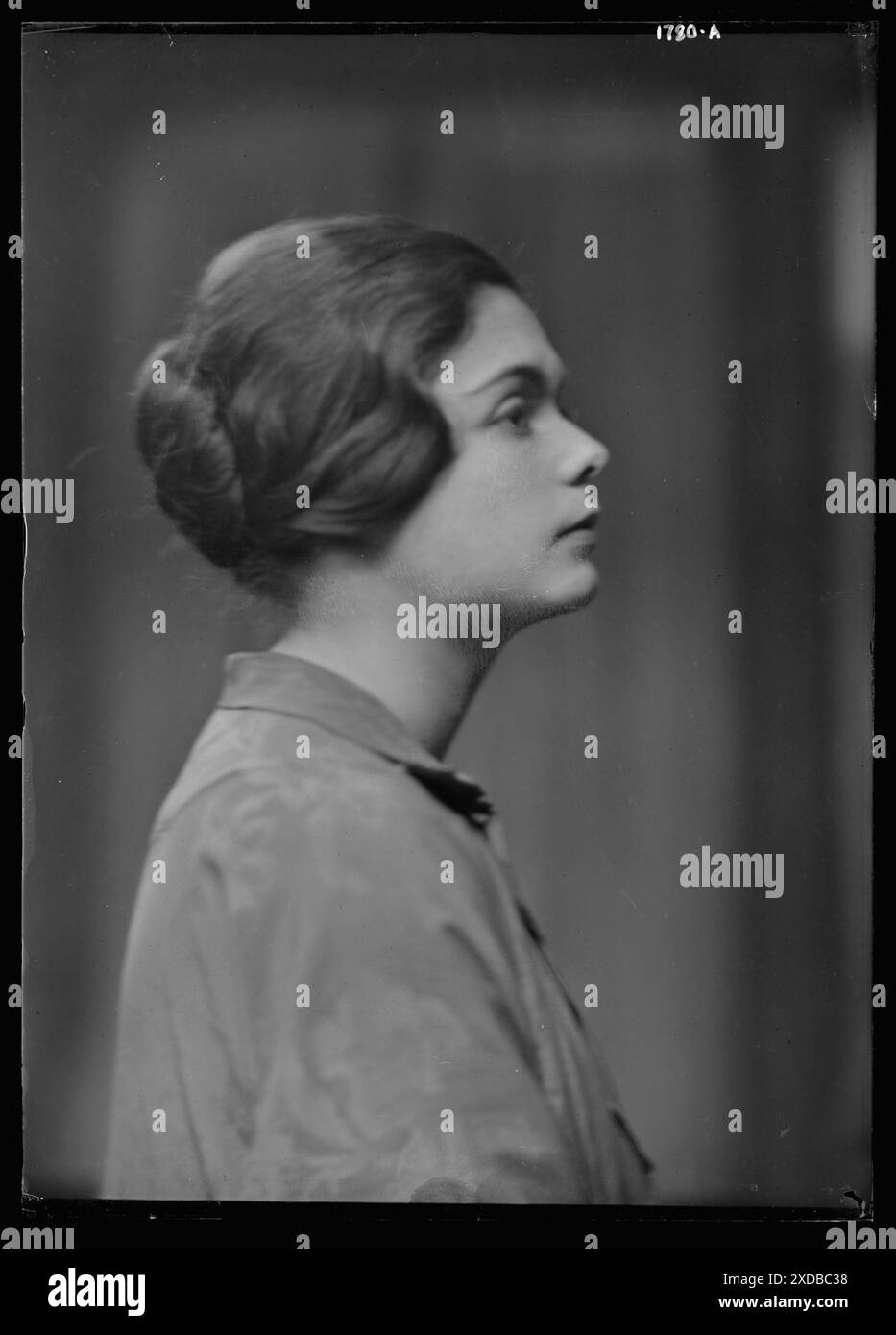 Miss samuels hi-res stock photography and images - Alamy