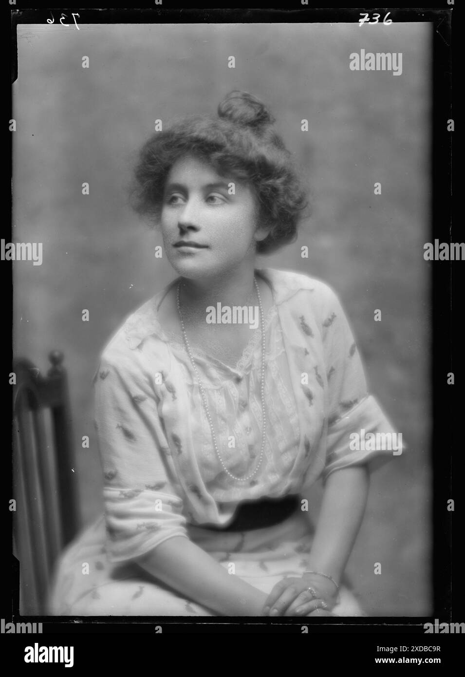 Thomas, Miss, portrait photograph. Genthe photograph collection Stock ...