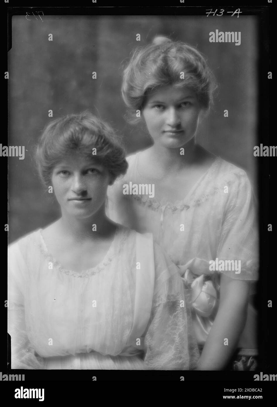 Ward, Dorothy, Miss, and Jane Ward, portrait photograph. Genthe ...