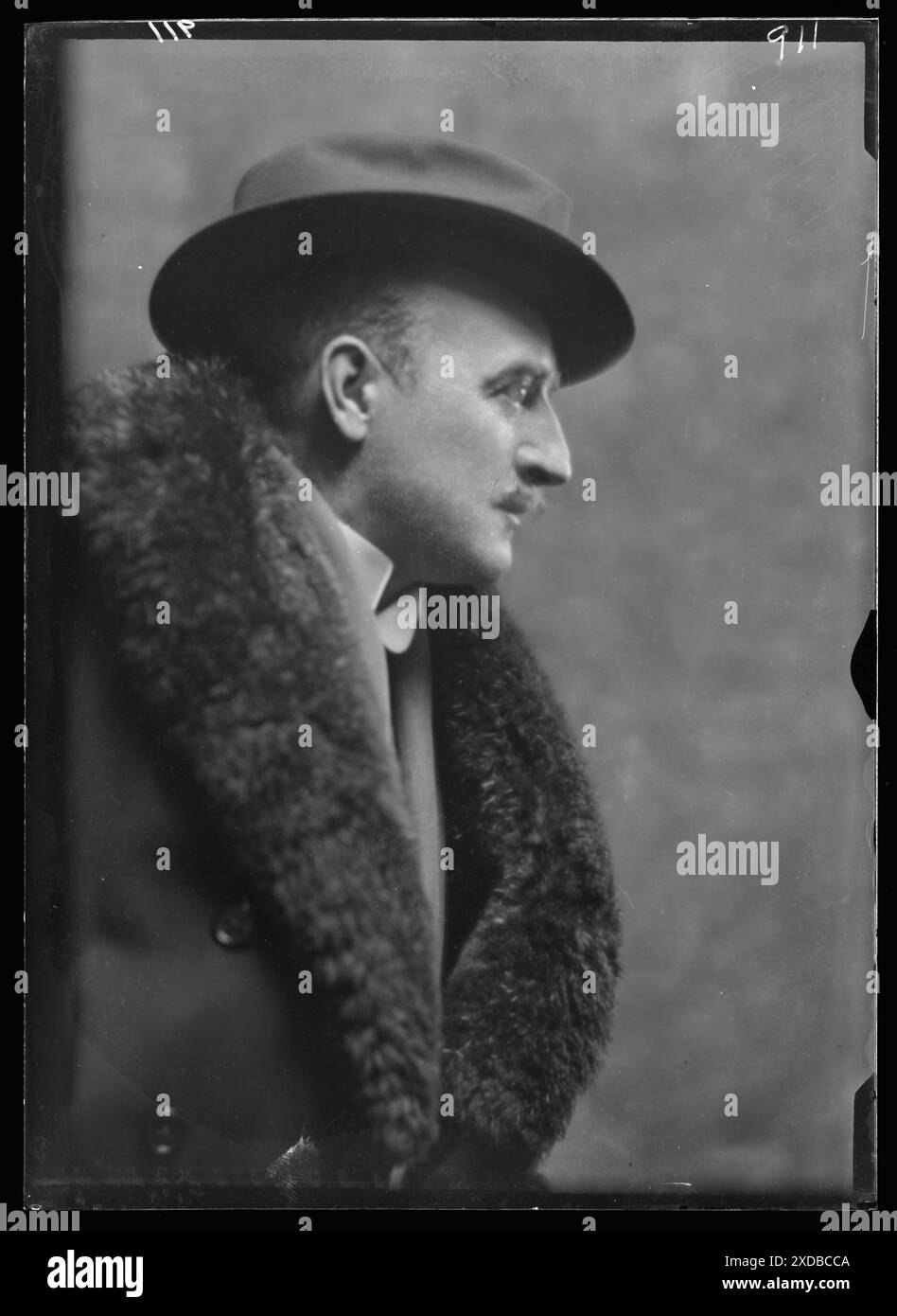 Robert keeling hi-res stock photography and images - Alamy