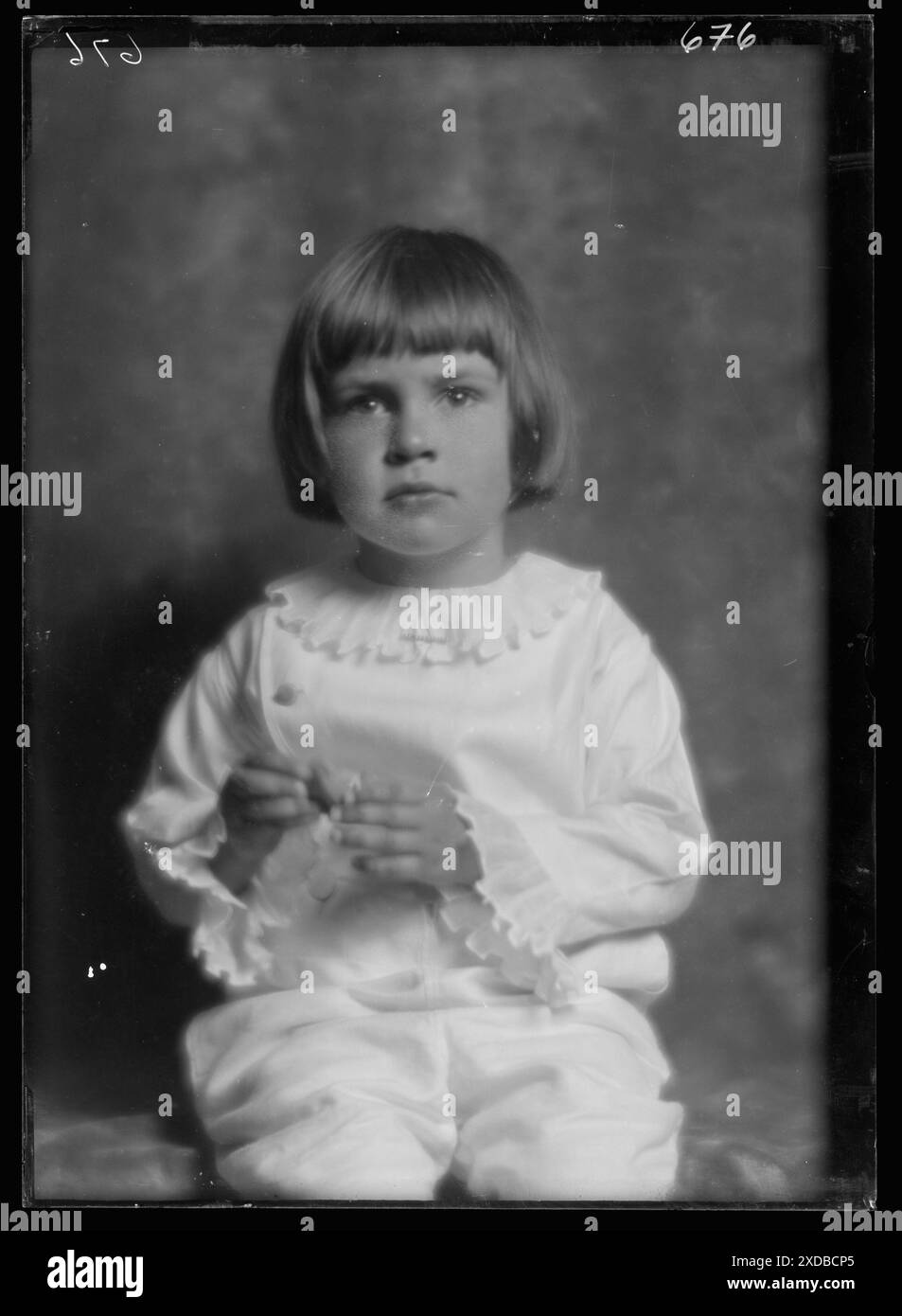 Rumsey, Charles Cary, Mrs., child of, portrait photograph. Genthe ...