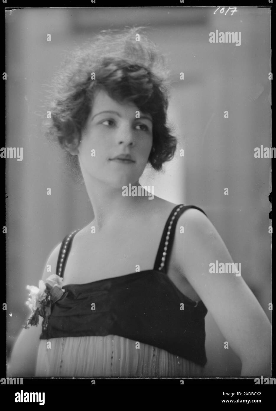 Huyler, Miss, portrait photograph. Genthe photograph collection Stock ...