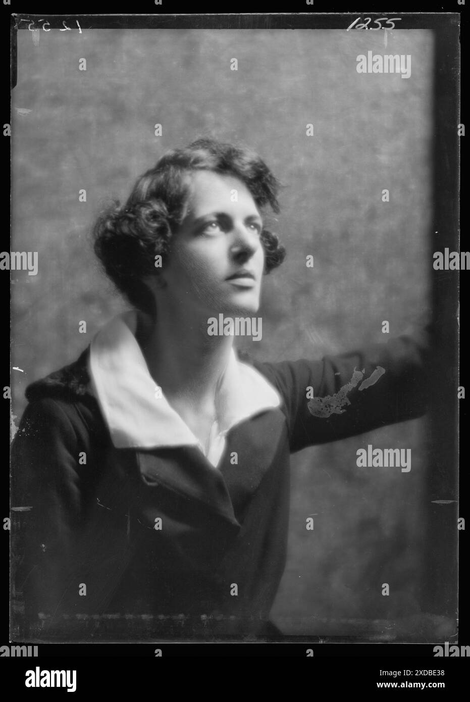 Osborn, Josephine, Miss, portrait photograph. Genthe photograph ...