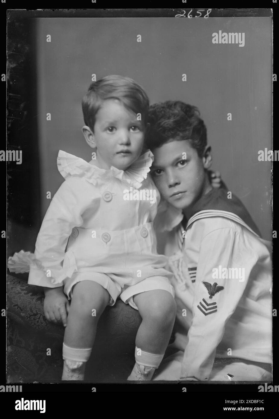 Wilson, H.A., Mrs., children of, portrait photograph. Genthe photograph ...
