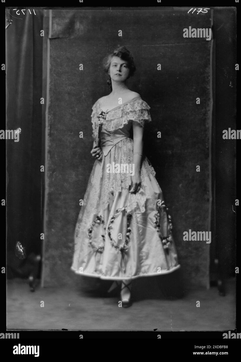 Mrs bryant Black and White Stock Photos & Images - Alamy