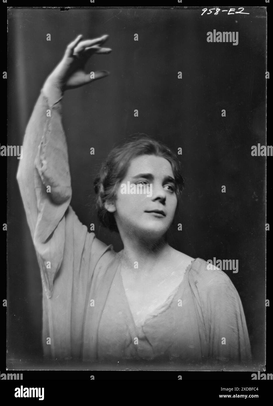 Isadora Duncan dancer. Genthe photograph collection Stock Photo - Alamy