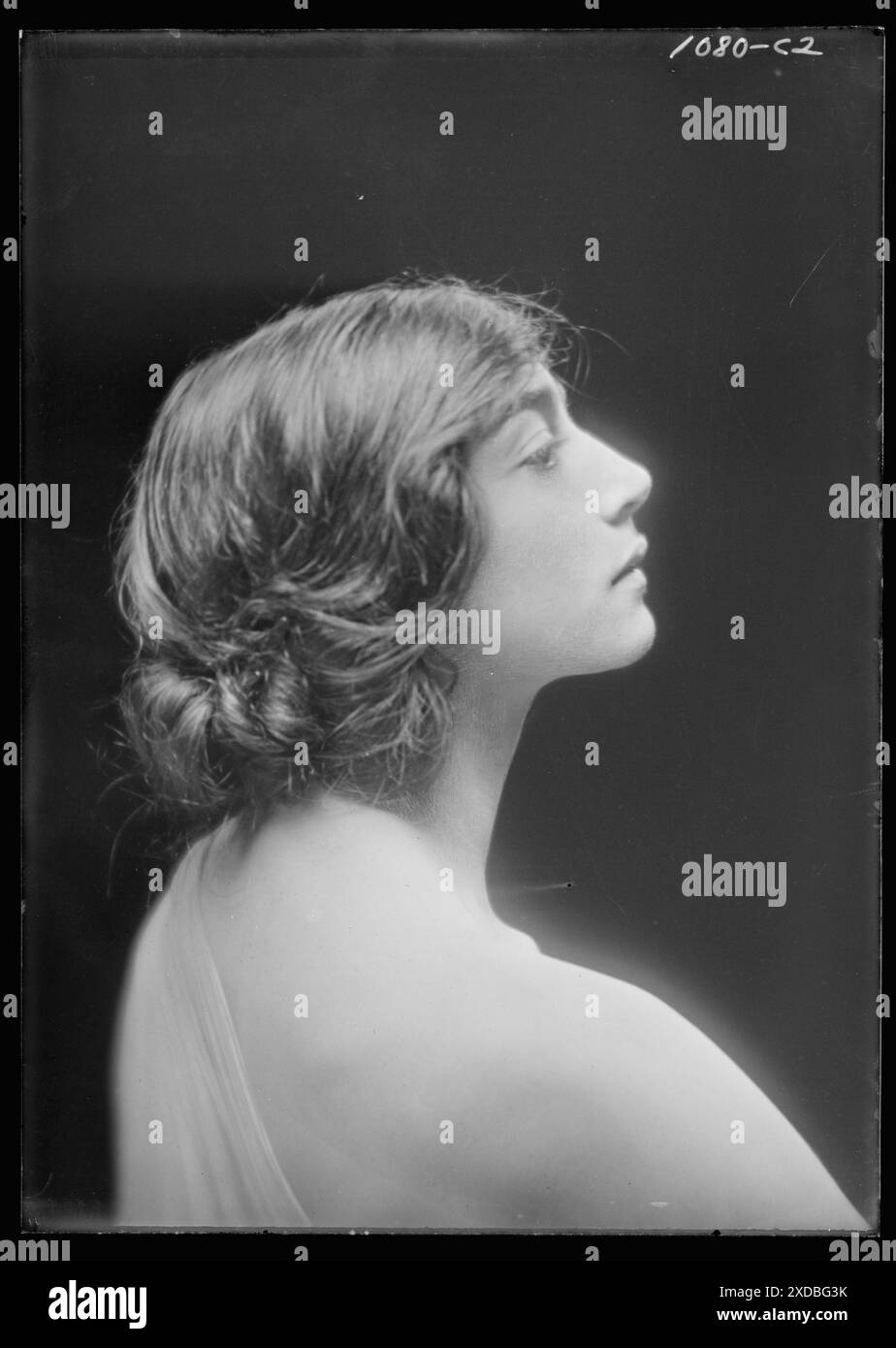 Cowan, Rosamonde, Miss (Rose Rolanda ; Mrs. Miguel C.), portrait ...