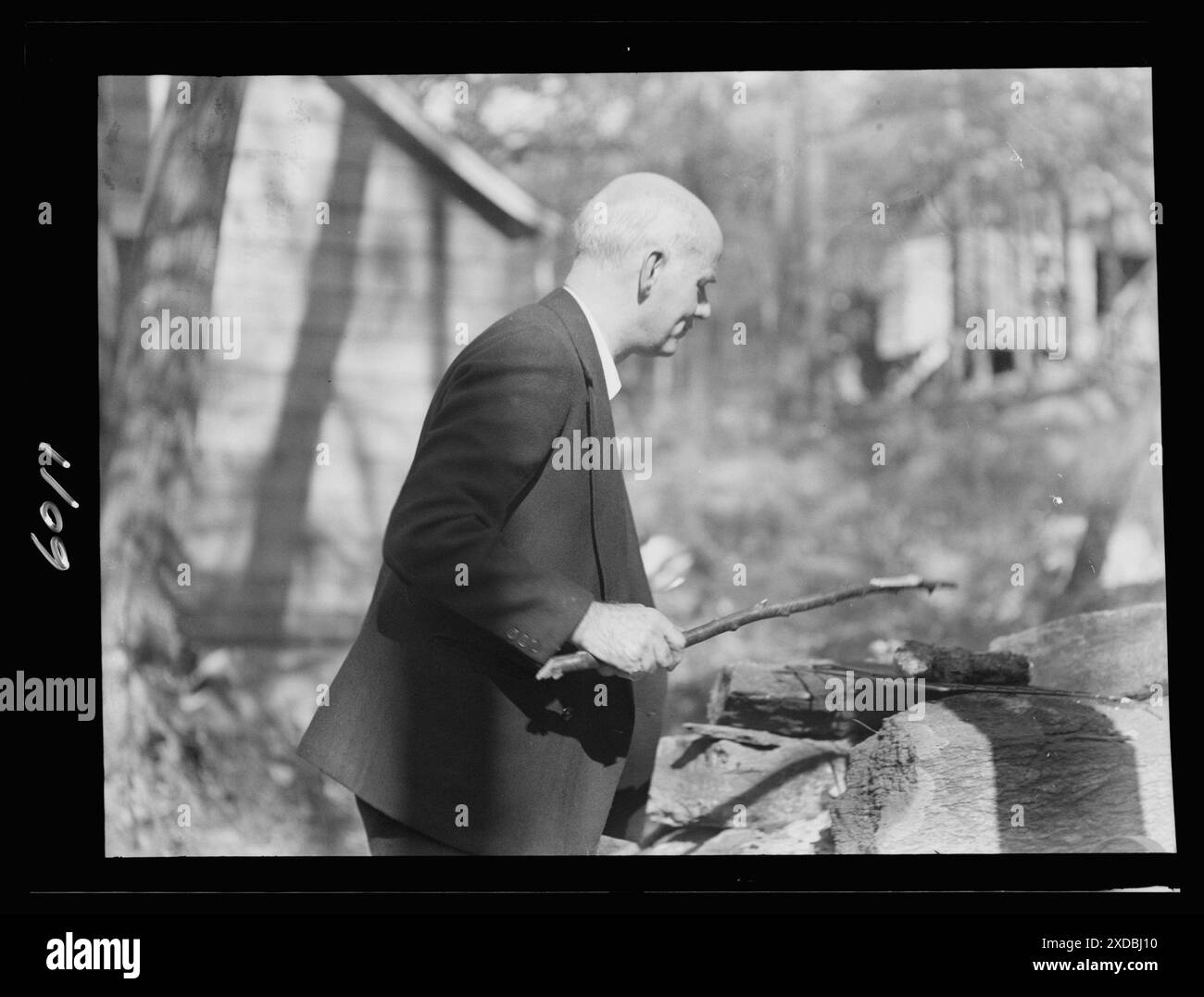 Sexton, Mr., standing outdoors. Genthe photograph collection Stock ...