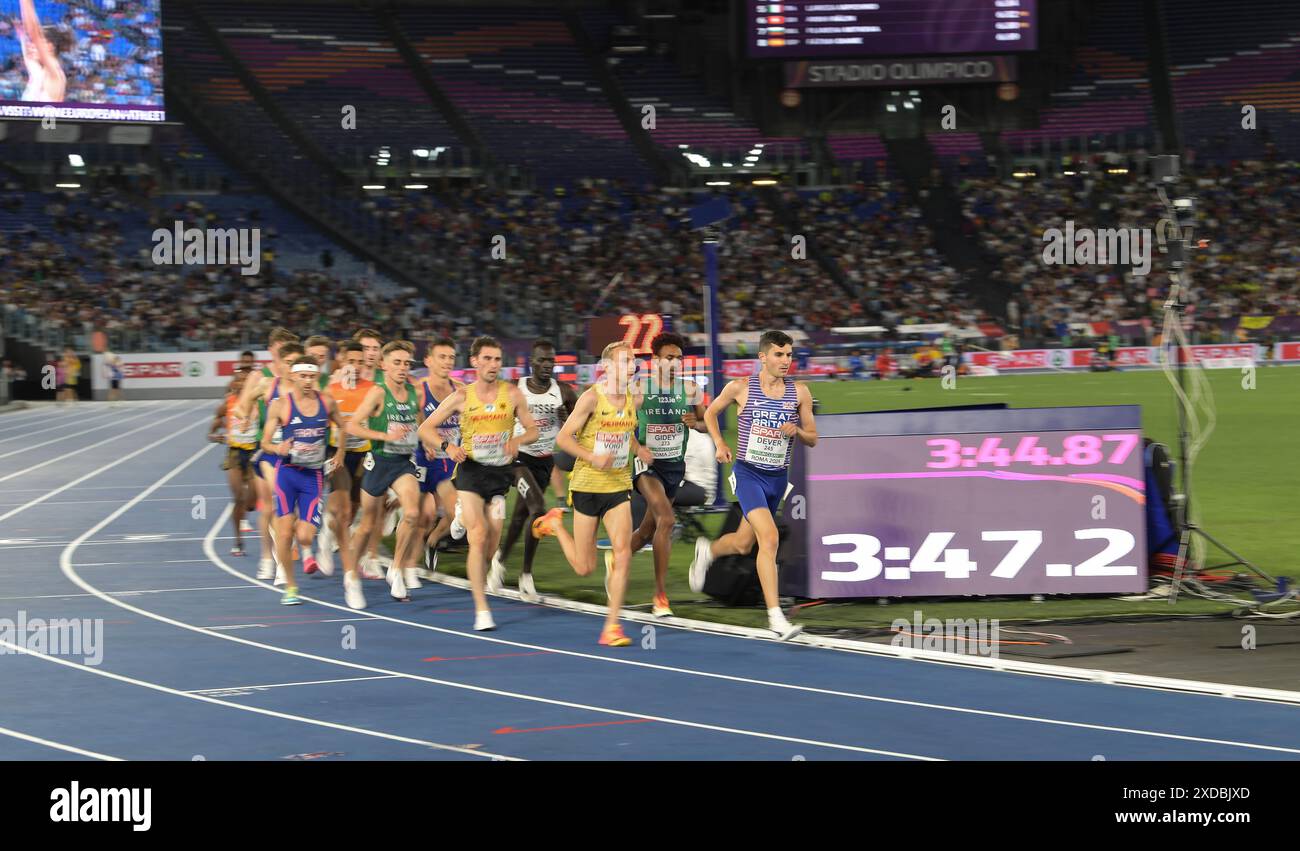 Patrick Dever of Great Britain competing in the men’s 10.000m final at the European Athletics ...
