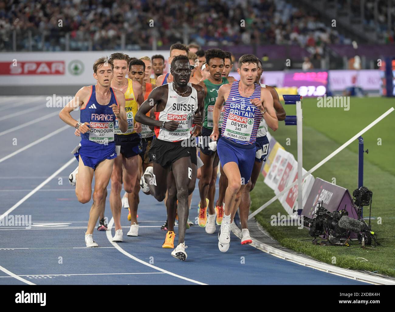 Patrick Dever of Great Britain competing in the men’s 10.000m final at the European Athletics ...