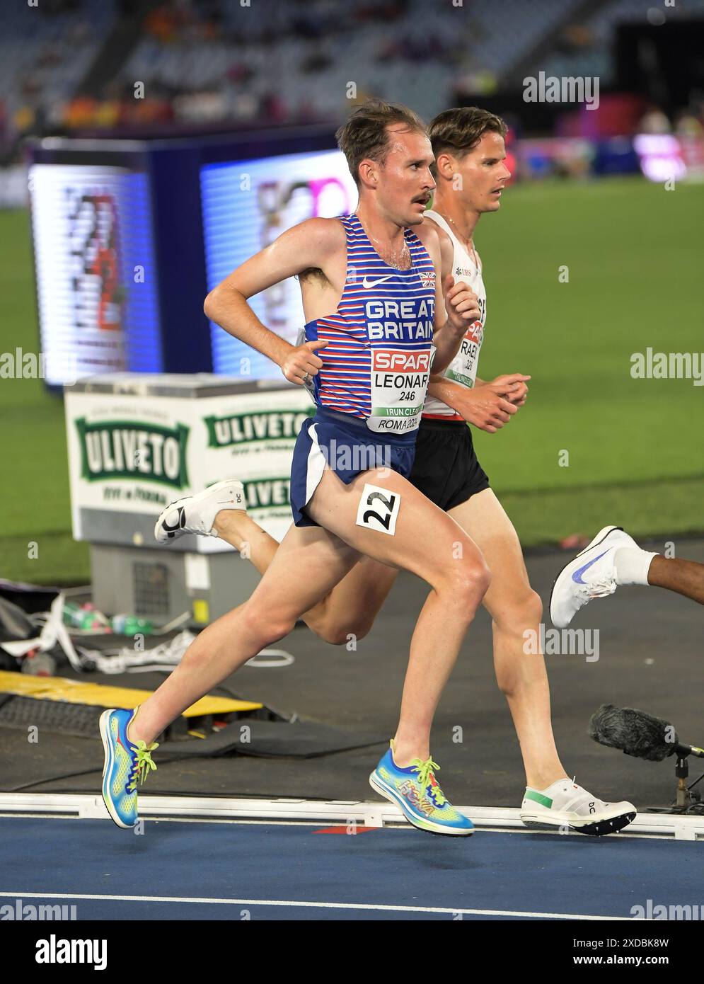 Rory Leonard of Great Britain competing in the men’s 10.000m final at ...