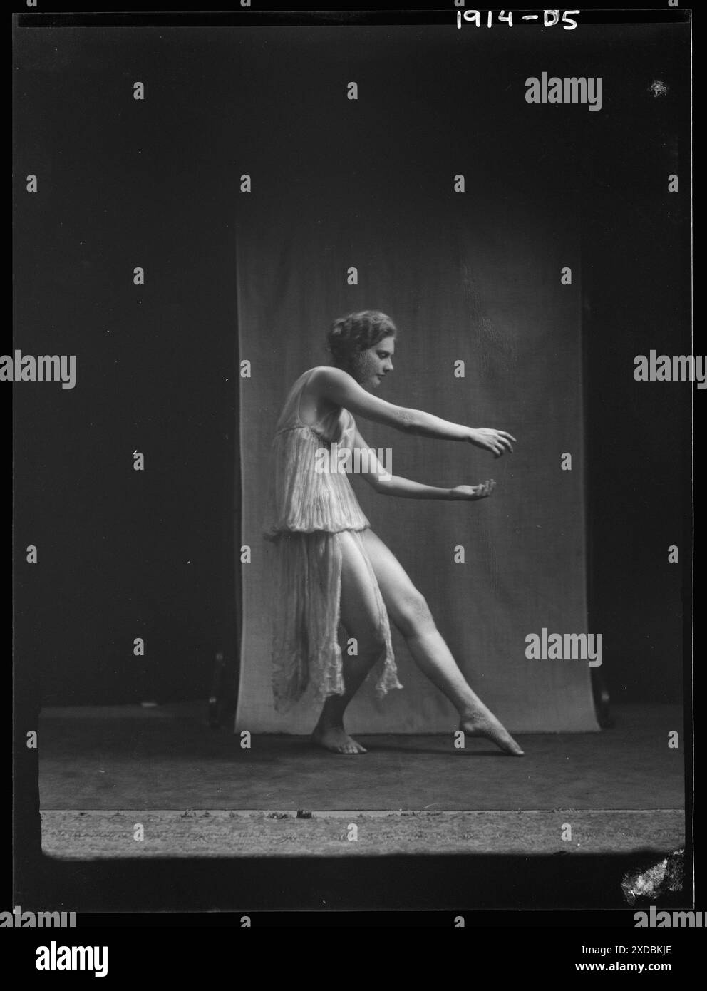 Helen lyons hi-res stock photography and images - Alamy