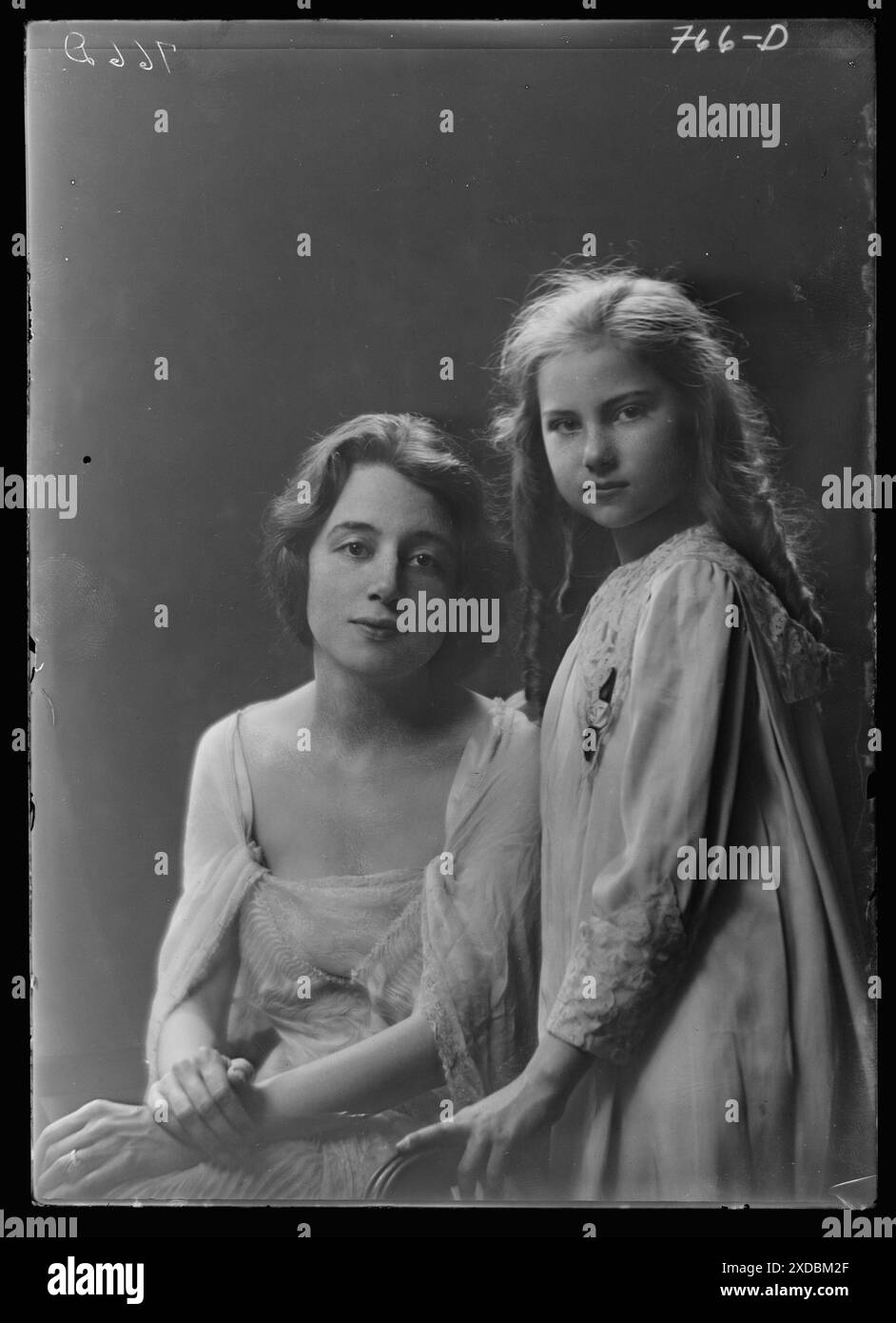 Freeman, Helen, Miss, and Miss Emerson, portrait photograph. Genthe ...