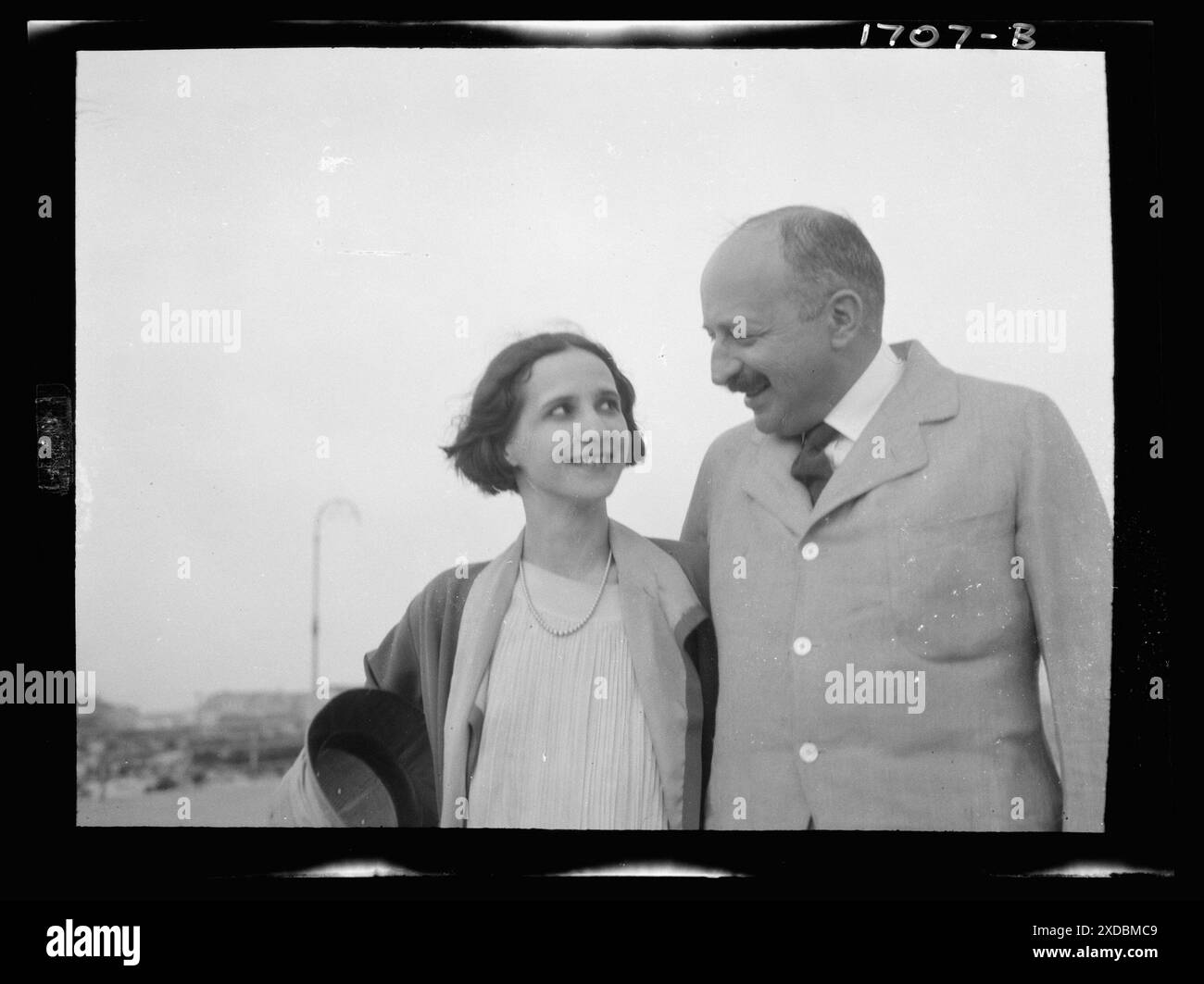 Rothbart, Albert, Mr., and Anna Rothbart, portrait photograph. Genthe ...