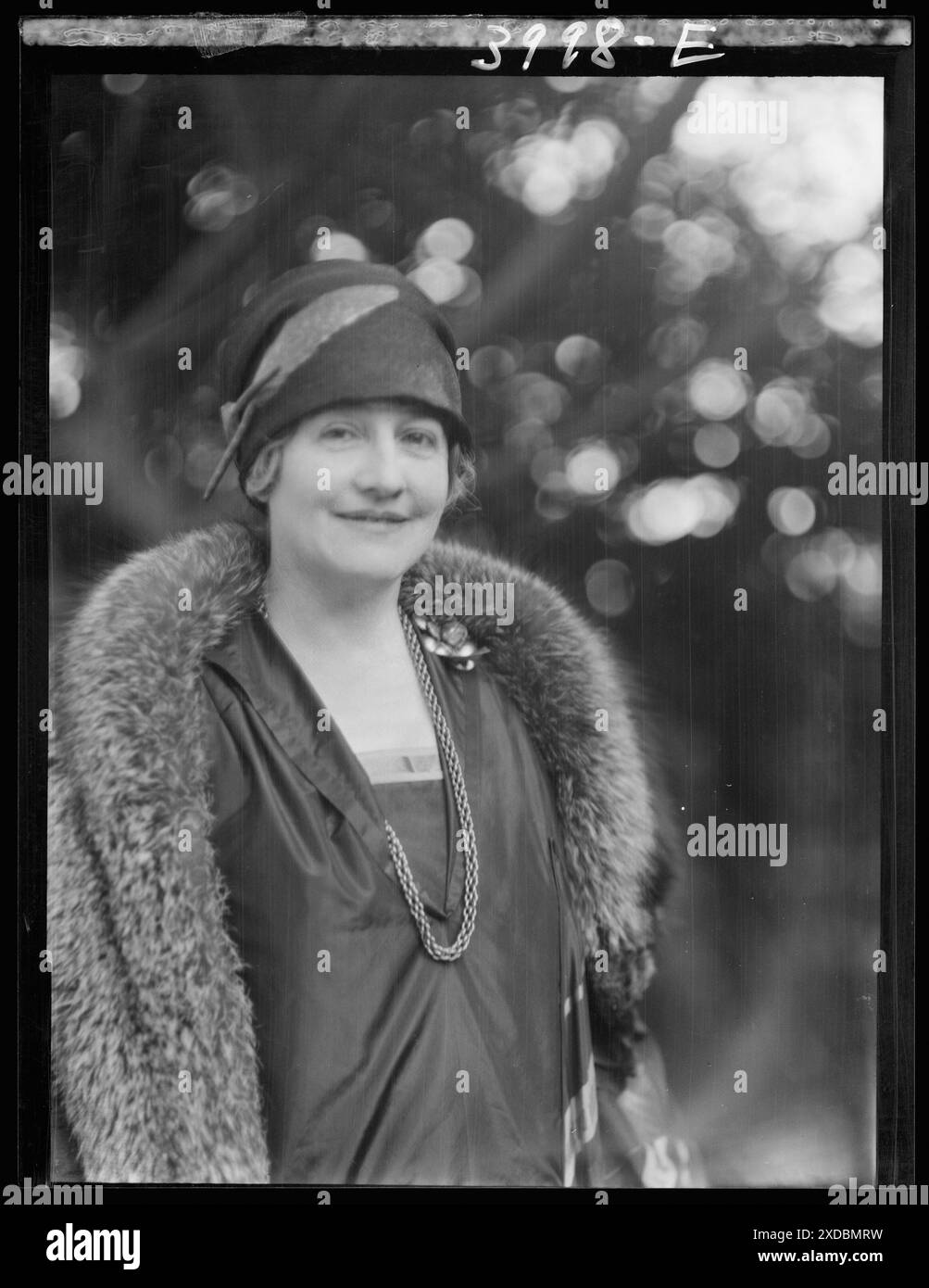 Mrs bertram alanson hi-res stock photography and images - Alamy