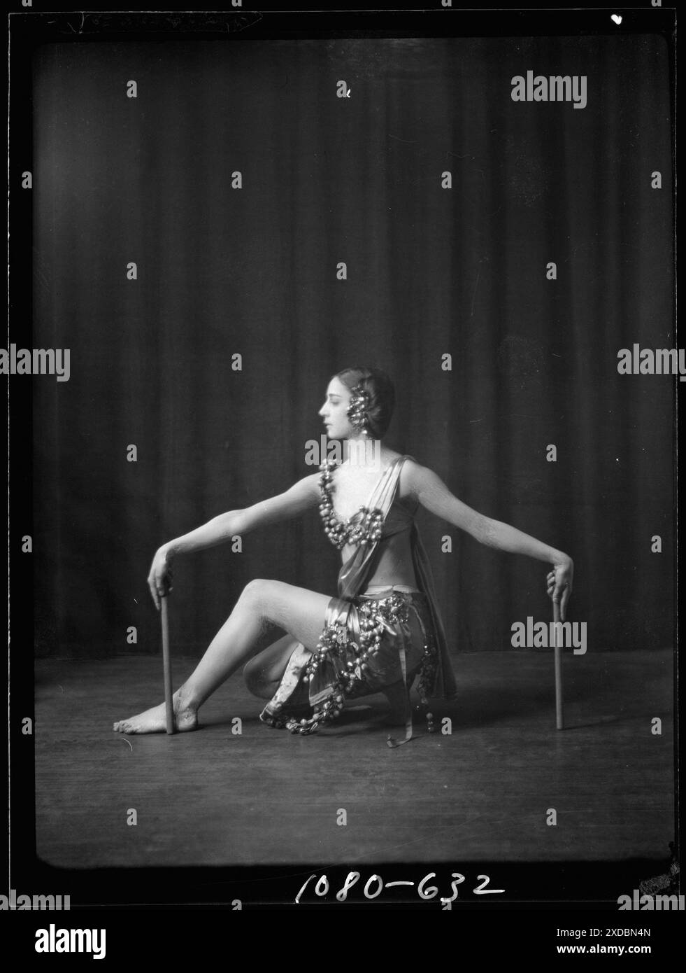 Rose dance Black and White Stock Photos & Images - Alamy