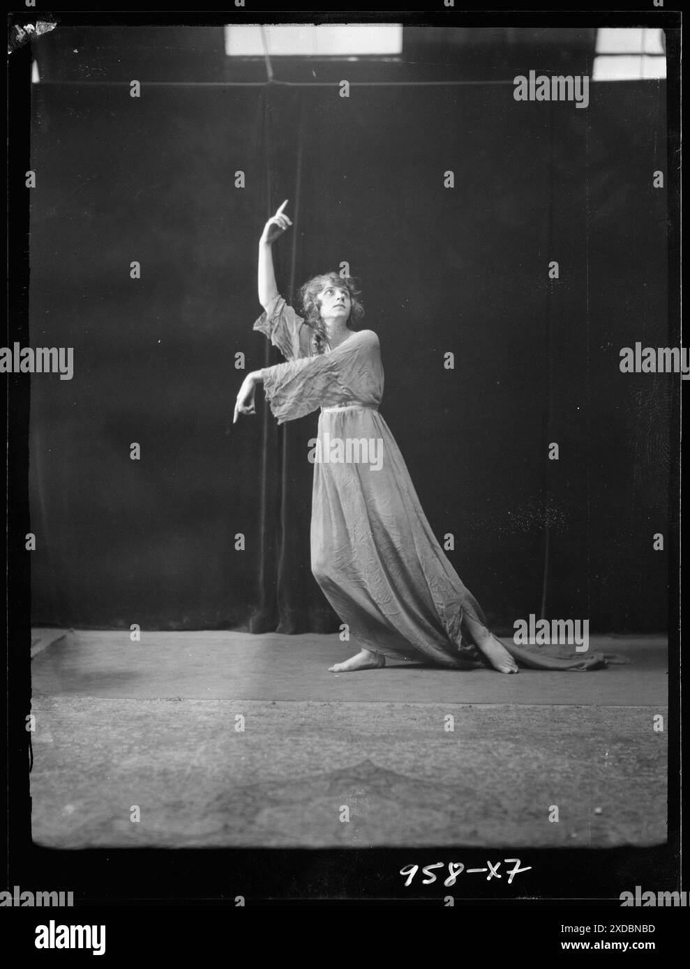 Isadora Duncan dancers. Genthe photograph collection Stock Photo - Alamy