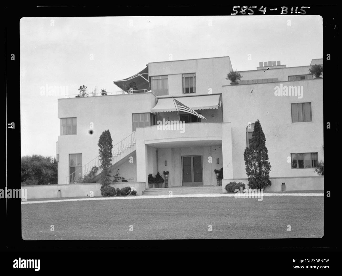 House at "The Shallows," property of Lucien Hamilton Tyng, Southampton ...