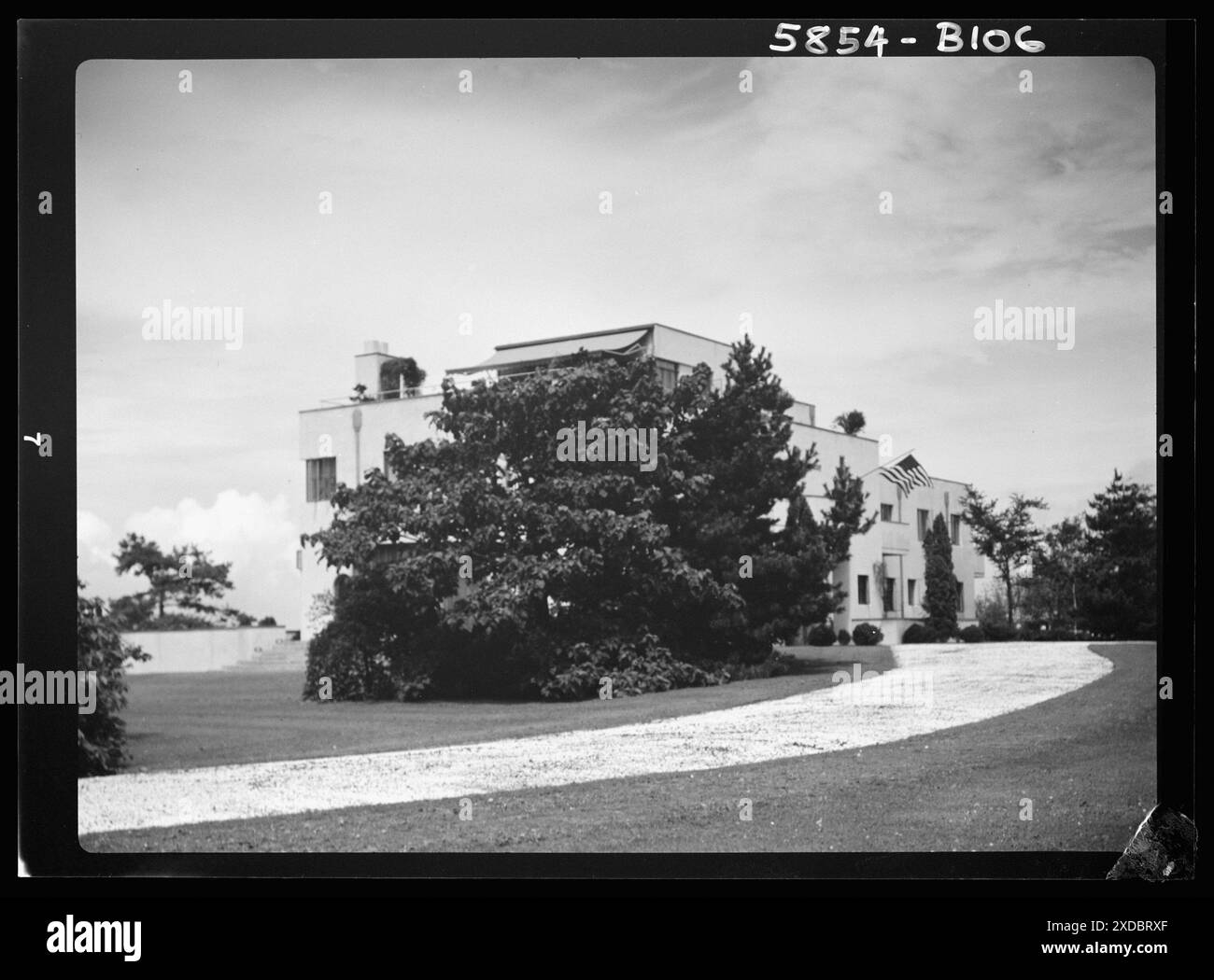 House at "The Shallows," property of Lucien Hamilton Tyng, Southampton ...