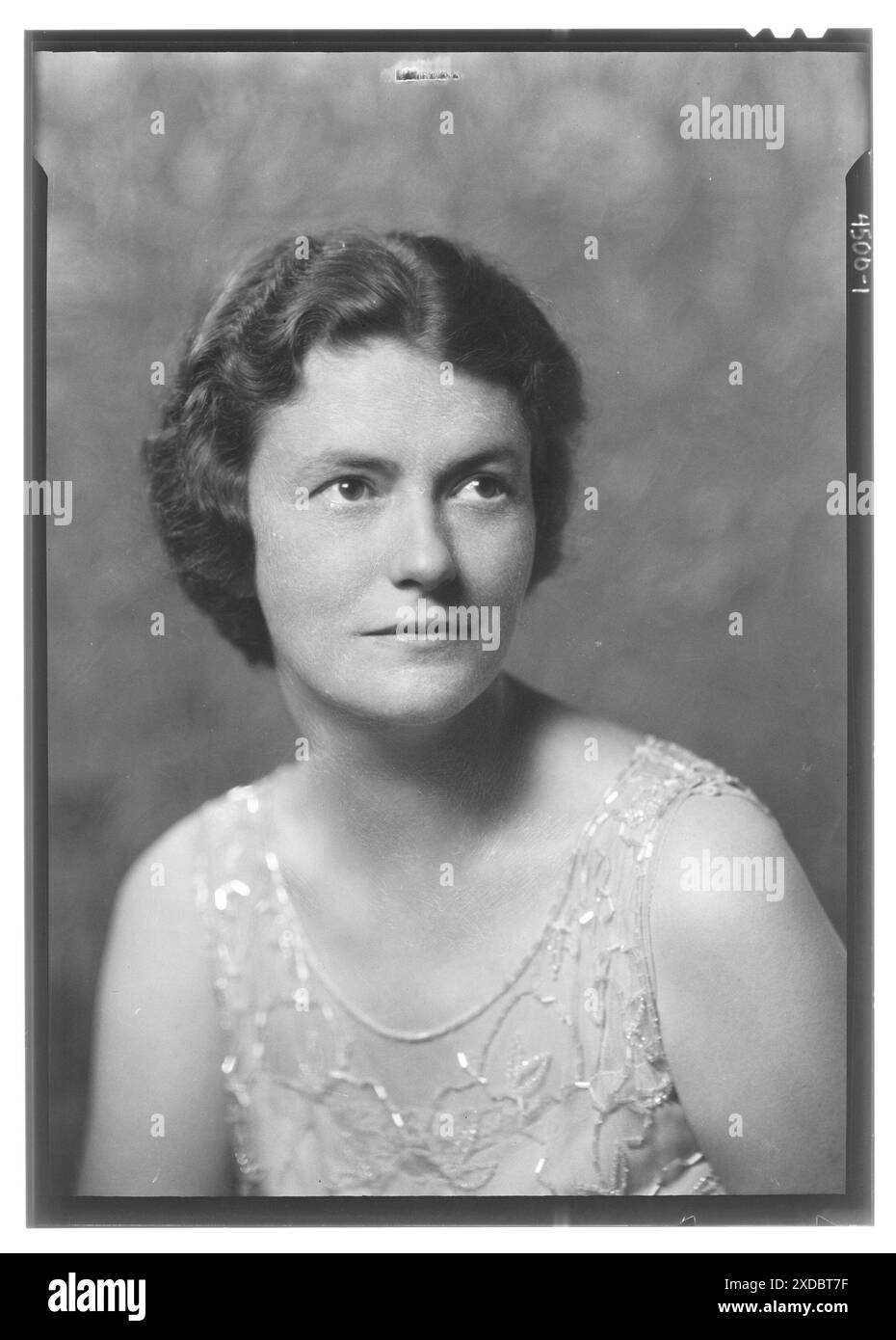 Benson, Stuart, Mrs., portrait photograph. Genthe photograph collection ...