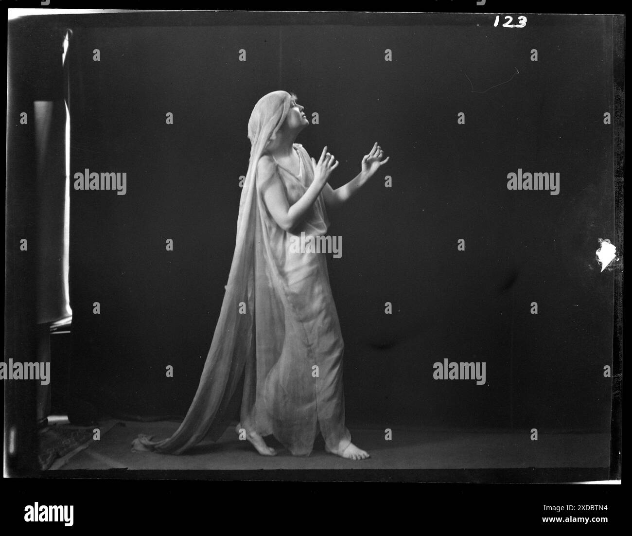 Unidentified dancer, possibly an Elizabeth Duncan dancer. Genthe ...