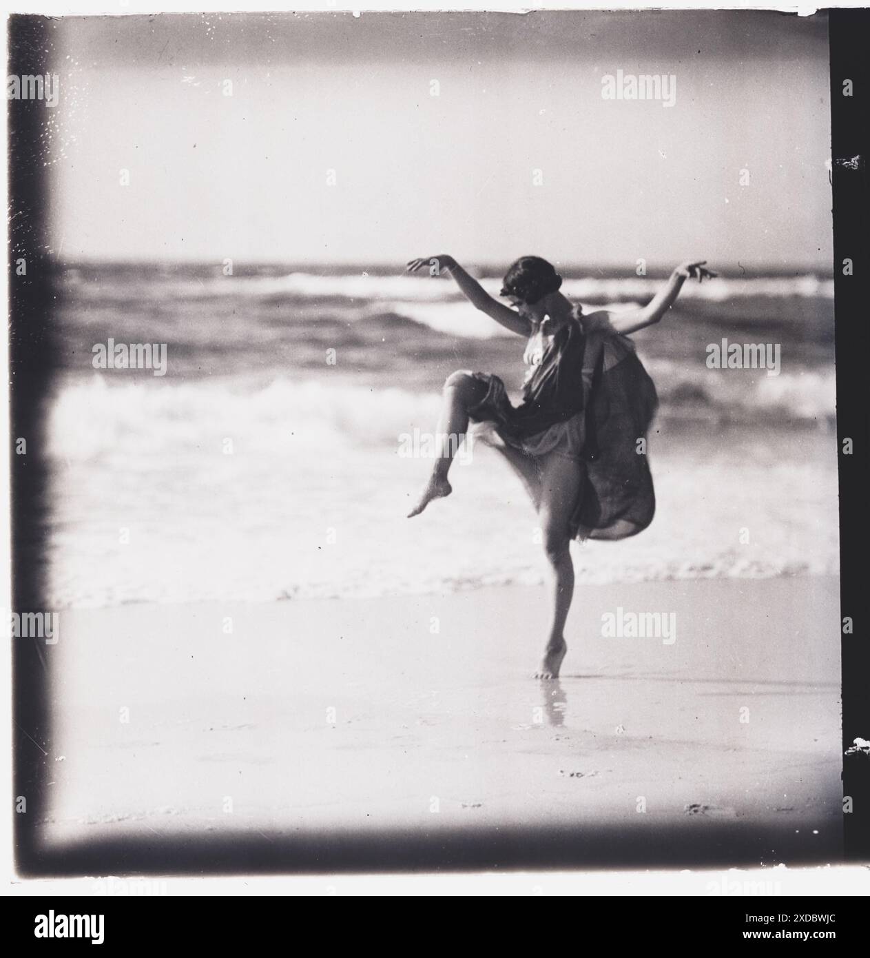 Anna Duncan dancing. Genthe photograph collection Stock Photo - Alamy