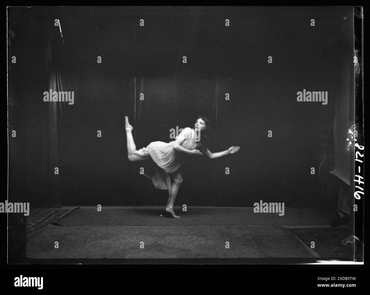 Marion Morgan dancers. Genthe photograph collection Stock Photo - Alamy