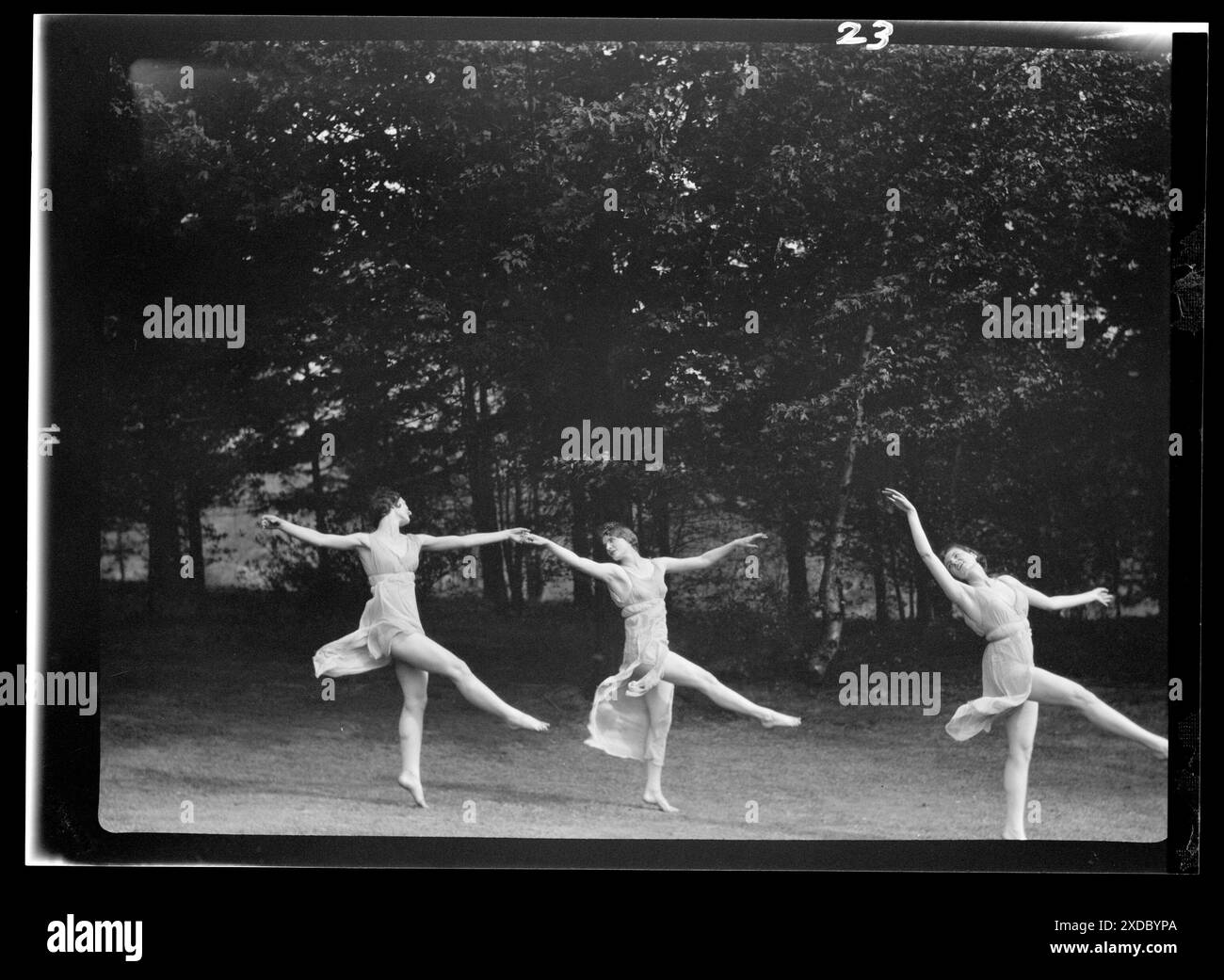Elizabeth Duncan dancers. Genthe photograph collection Stock Photo - Alamy
