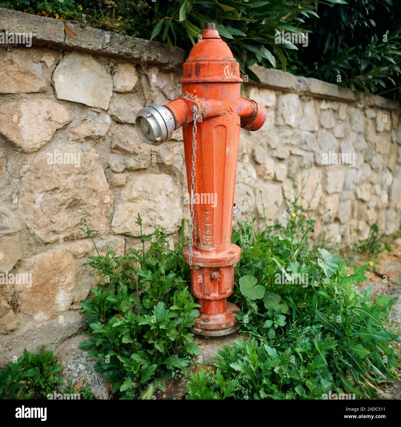 Fire hydrant street furniture hi-res stock photography and images - Alamy