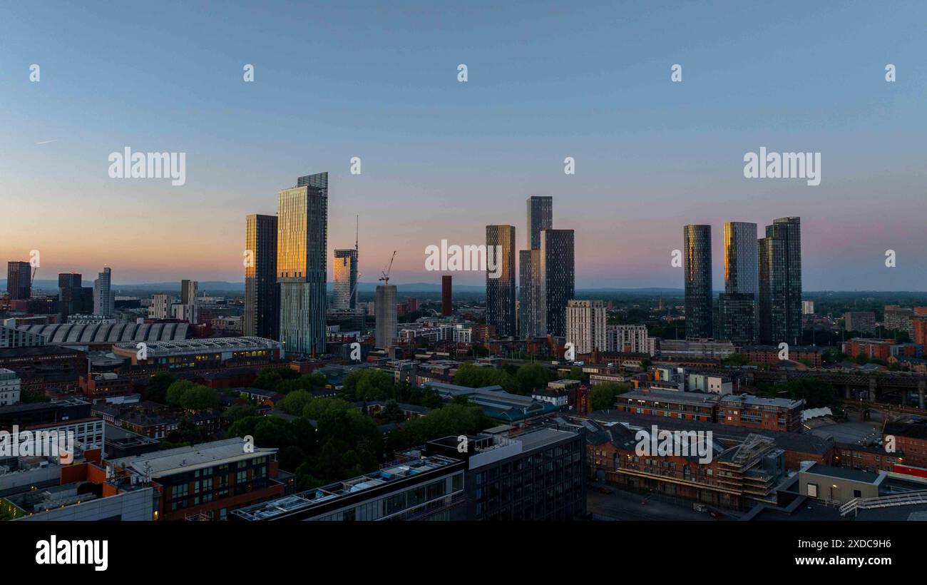 Great jackson street skyscraper district hi-res stock photography and ...