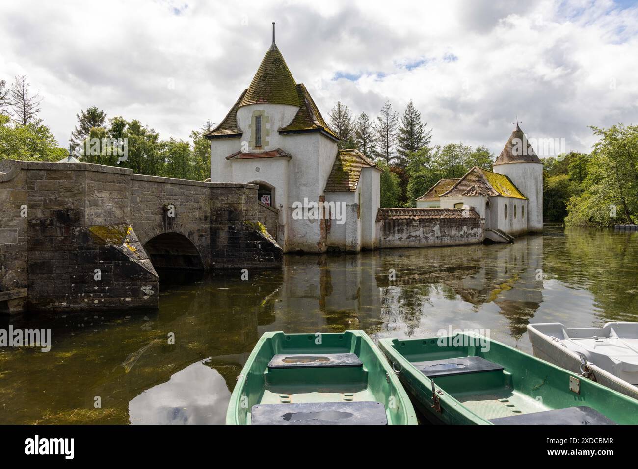 Village of fife lake hi-res stock photography and images - Alamy