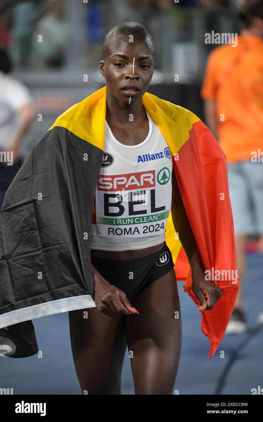 Cynthia Bolingo of Belgium competing in the women’s 4x400m relay final ...