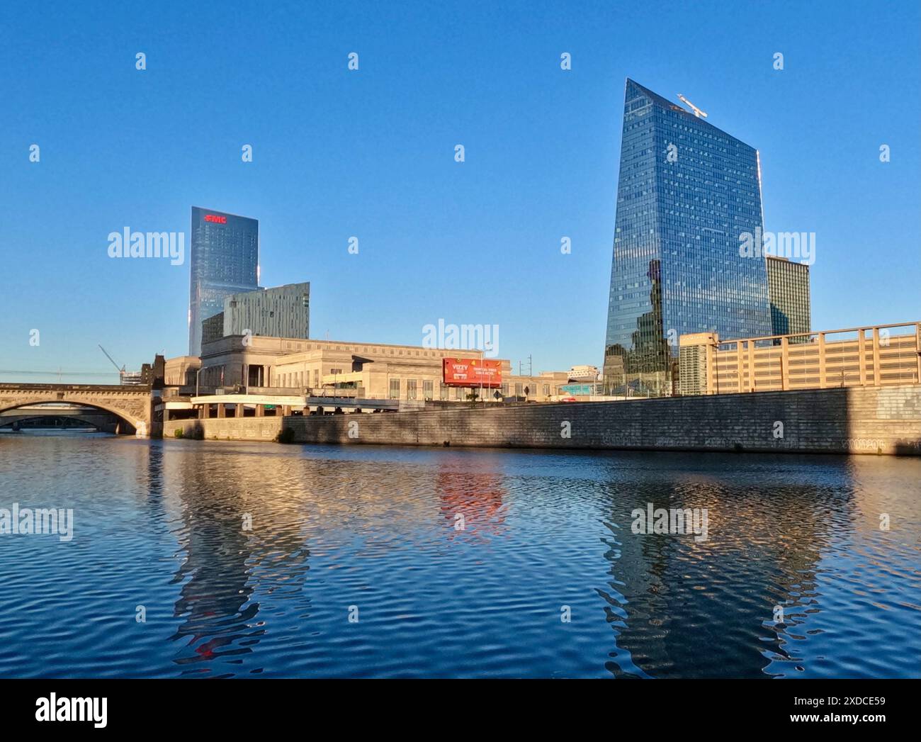 The towers of the Cira Centre and Cira Centre South rise above 30th ...