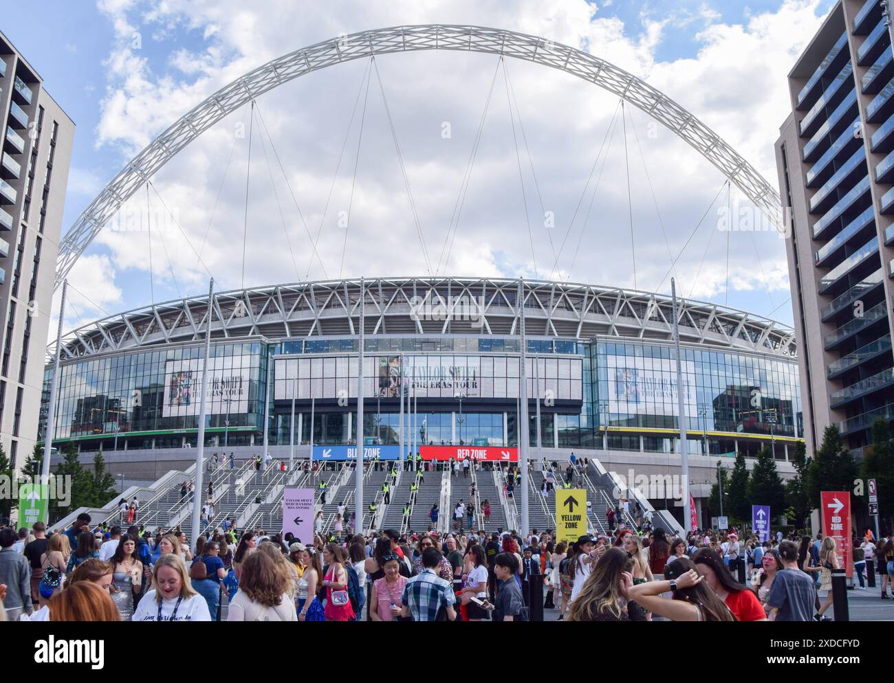 London, England, UK. 21st June, 2024. Swifties arrive at Wembley ...