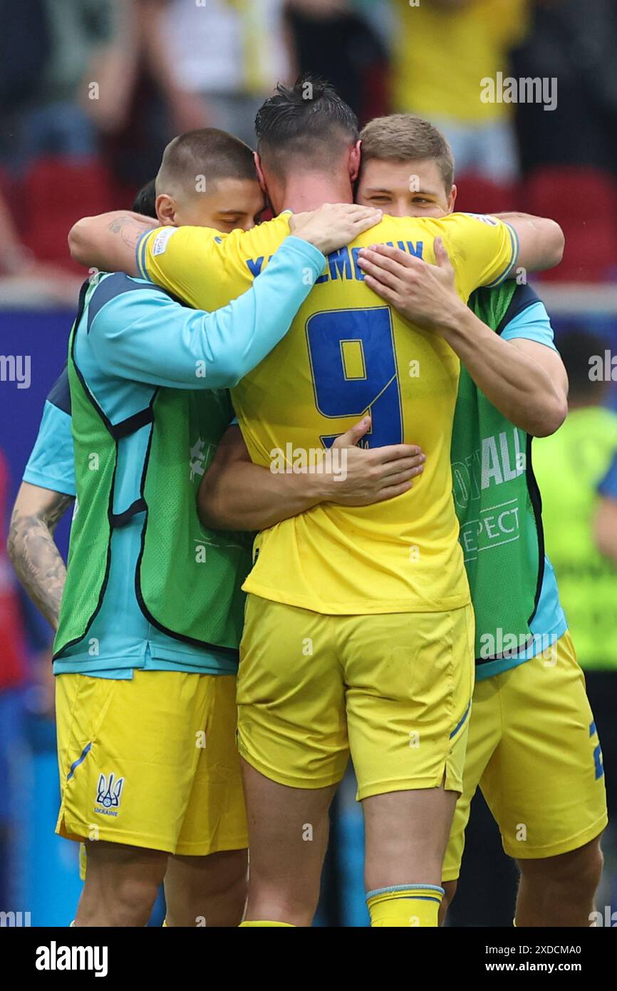 Dusseldorf, Germany 21.06.2024: Roman Yaremchuk of Ukraine and players ...
