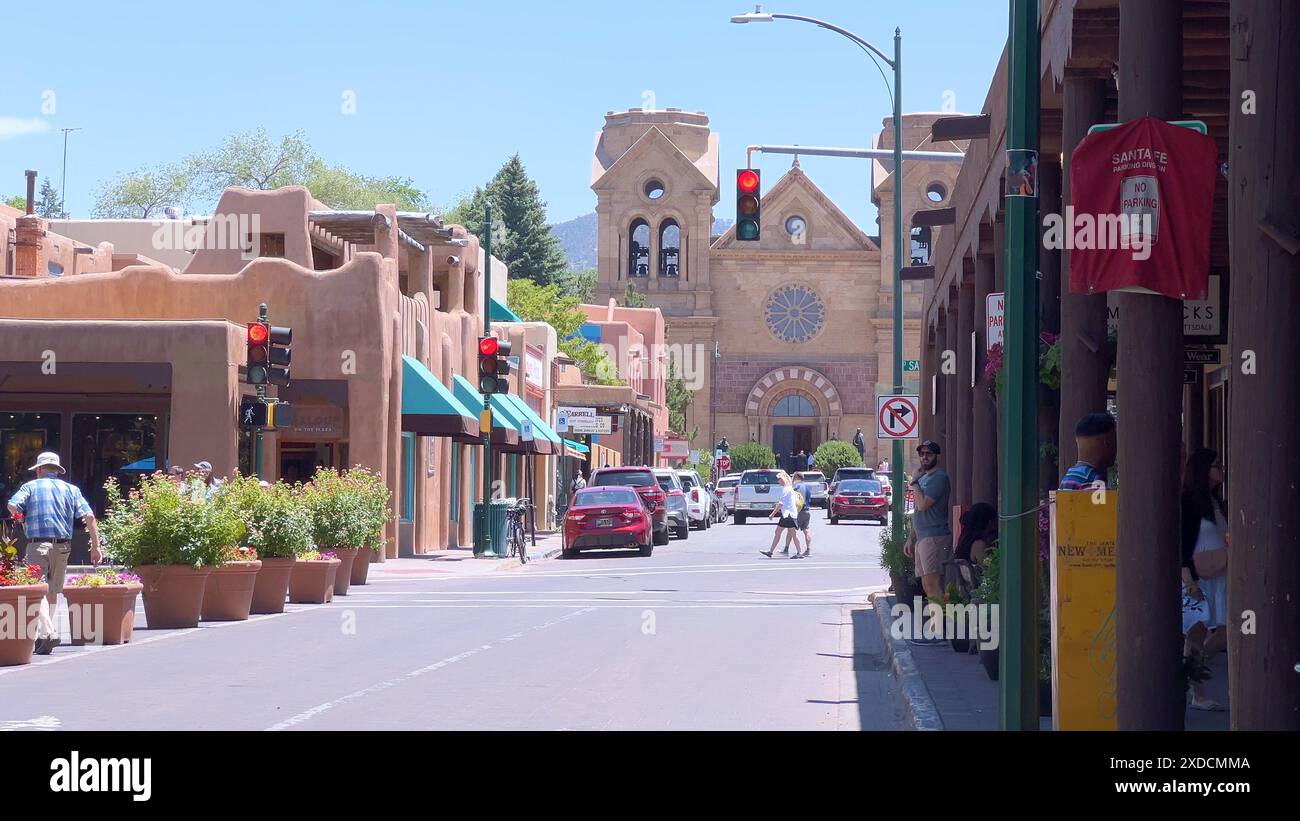 Exploring the Historical Downtown of Santa Fe, New Mexico with Iconic ...