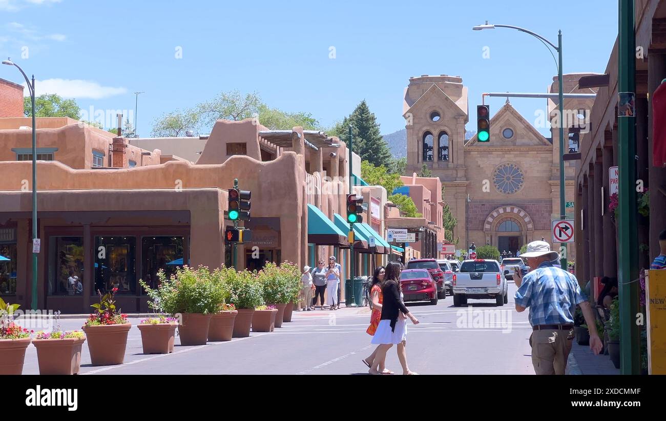 Exploring the Historical Downtown of Santa Fe, New Mexico with Iconic ...