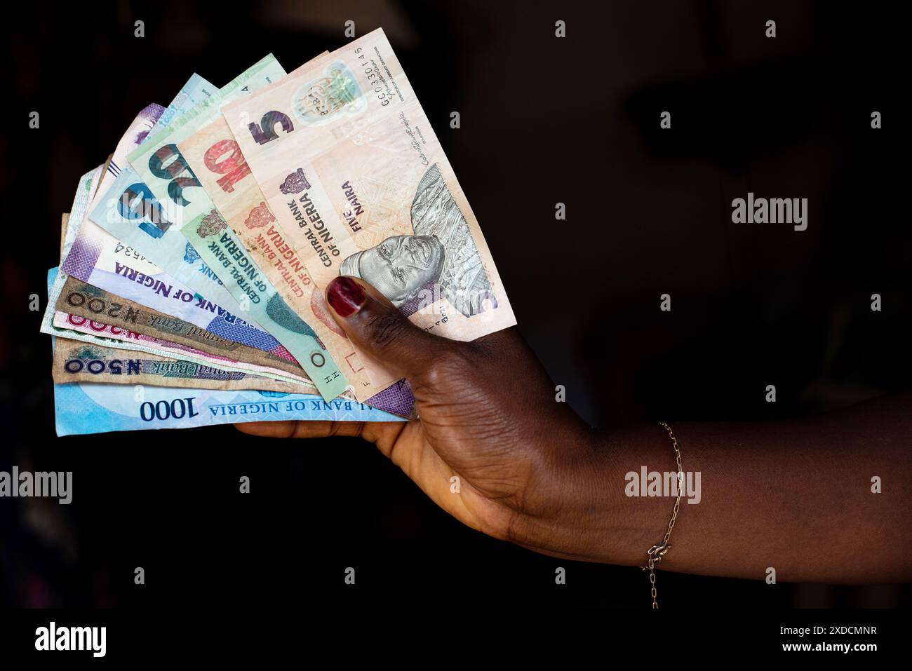 Banknotes Money currency of Nigeria Stock Photo - Alamy