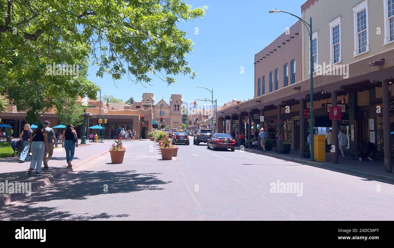 Exploring the Historical Downtown of Santa Fe, New Mexico with Iconic ...